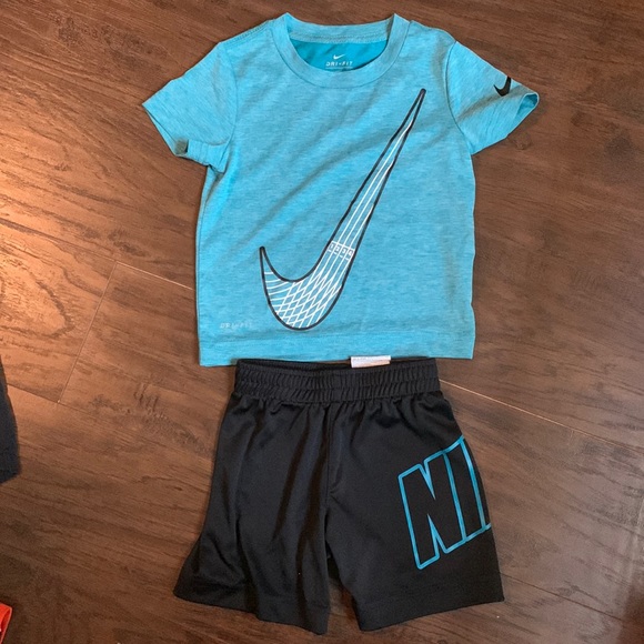 Nike | Matching Sets | Nike Outfit | Poshmark
